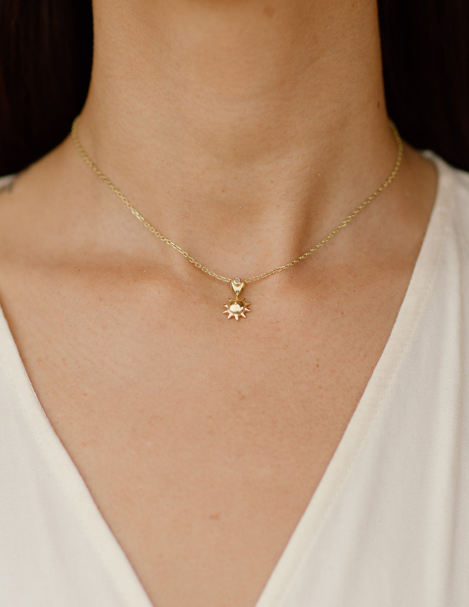 Sol Gold Rainbow Moonstone Necklace – Sunsara Jewellery